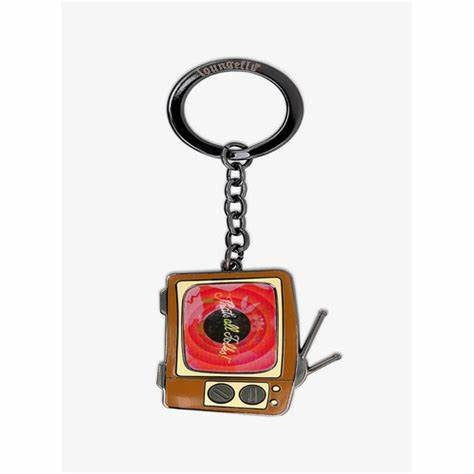 Loungefly Looney Tunes Lenticular TV Keychain – Modern Pinup